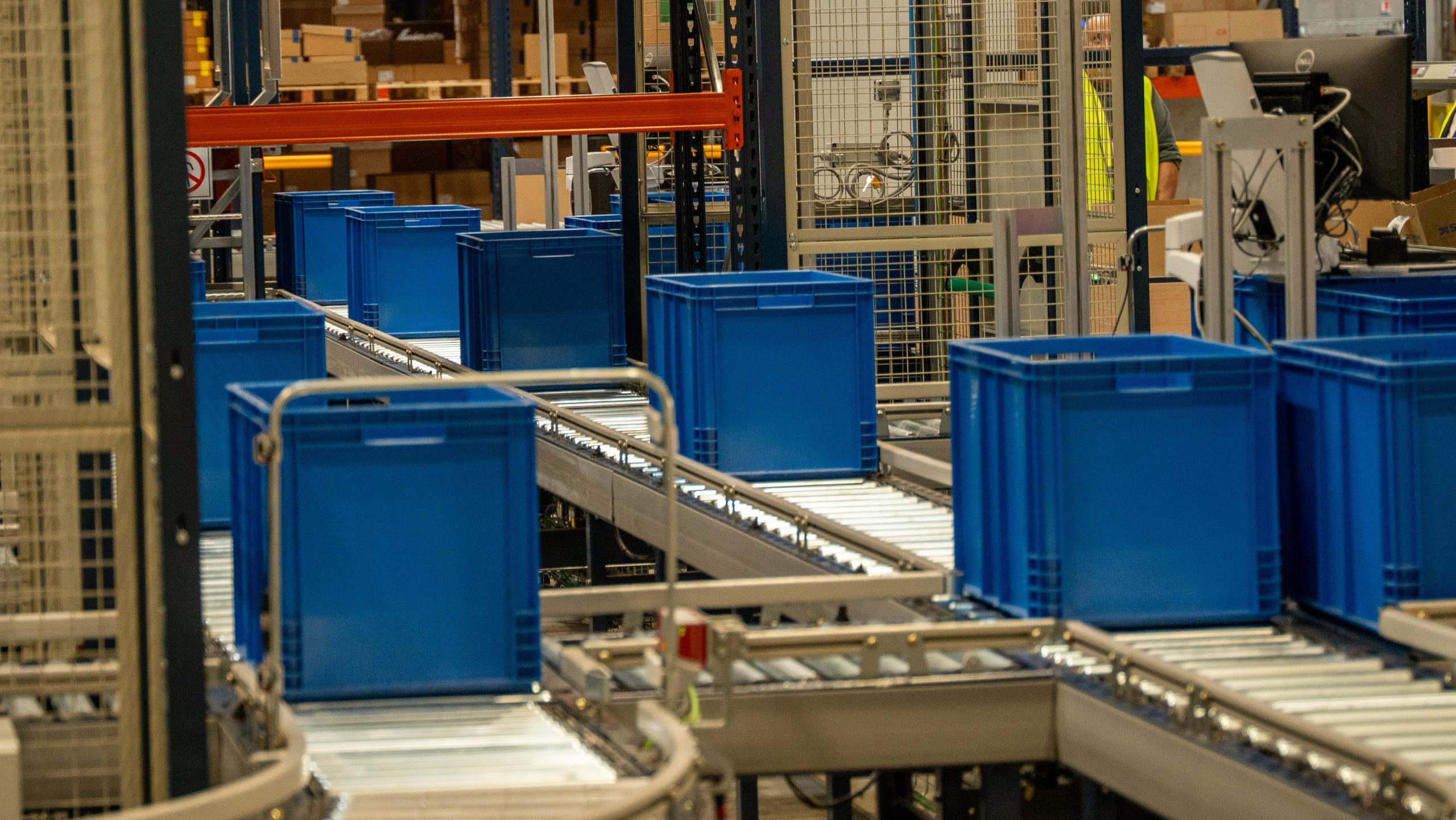 Le parcours d'un colis dans le mini-load | Jung logistique